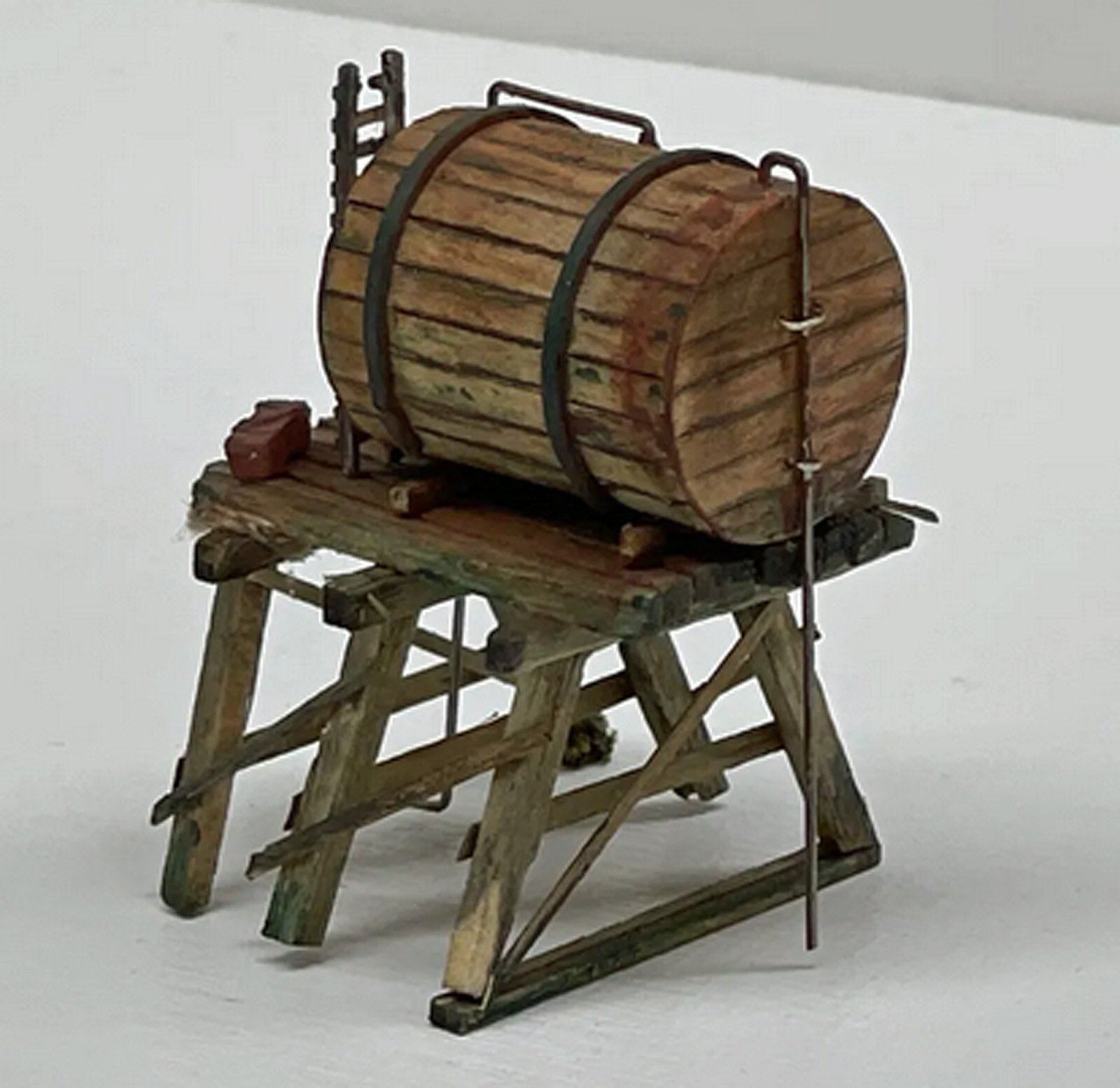 THE WATER TANK HO HOn3 Model Railroad Structure Unpainted Wood Kit MC8H ...