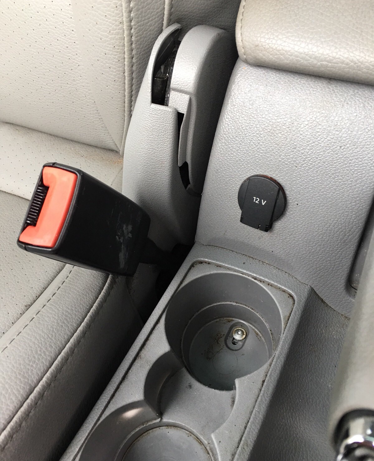 Volkswagen VW Jetta OEM 12V 12 Volt Lighter Socket Power Outlet Port ...