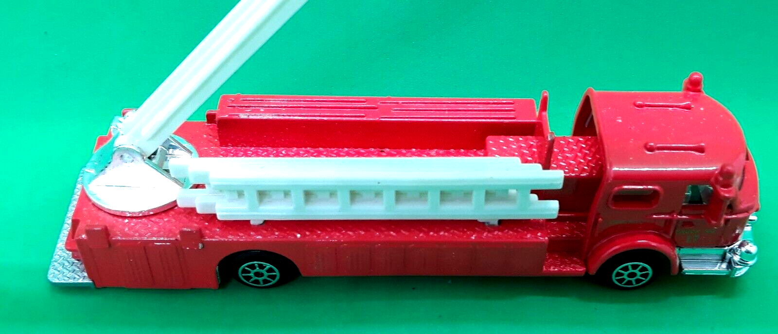 Road Champs Fire Truck w/ Extendable Bucket 1990 Chicago FD #17 | eBay