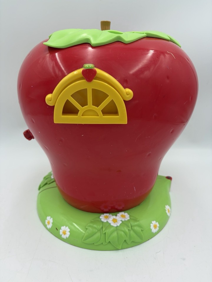 VTG 2003 Strawberry Shortcake Berry Sweet House Bandai Dolls Furniture ...