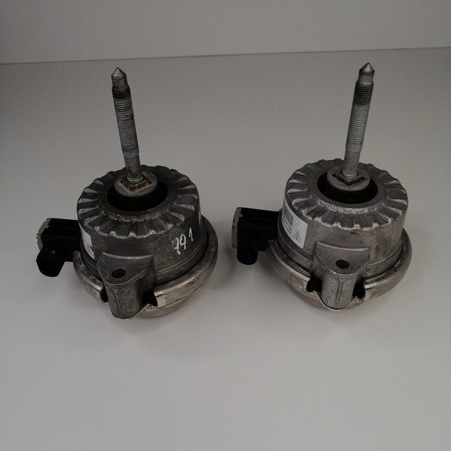 Porsche Carrera 991 Engine Motor Mount 99137505924 Low Miles for sale ...