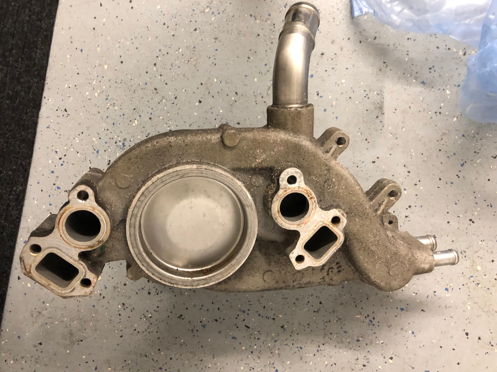 GM OEM Silverado Sierra Escalade Yukon Water Pump 12569519 252-845 ...