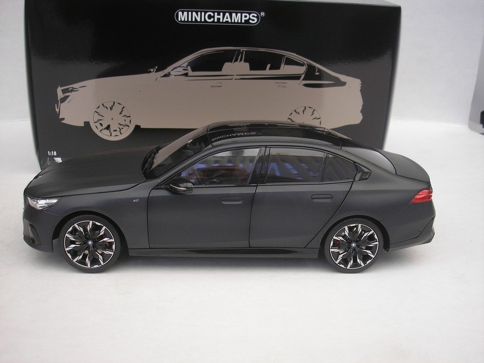 BMW i5 M50 2023 MATT GRAY 1/18 MINICHAMPS 110023401 NEW | eBay
