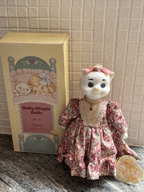1993 November Goebel Bette Bell Dolly Dingle Dolls 9" Porcelain Cat ...