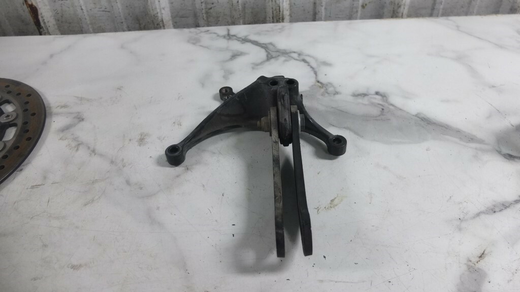 13 Polaris Victory Vegas 106 Engine Motor Mount Bracket | eBay Australia