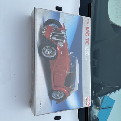 Academy Minicraft 1:16 scale 1948 MG TC Sports Roadster Model Kit 1512 ...