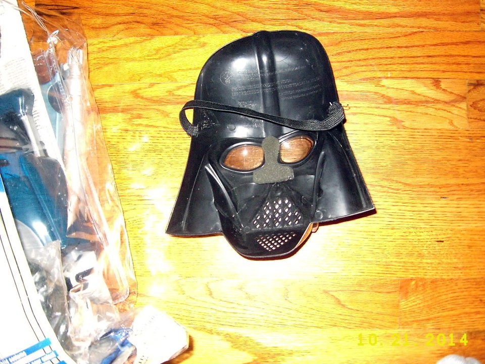 Star Wars Darth Vader Halloween Costume Mask for child 4-12 used in ...
