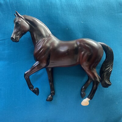 BREYER WARMBLOOD STALLION #61061 ~ COMPLETES THE SPORT HORSE FAMILY SET ...