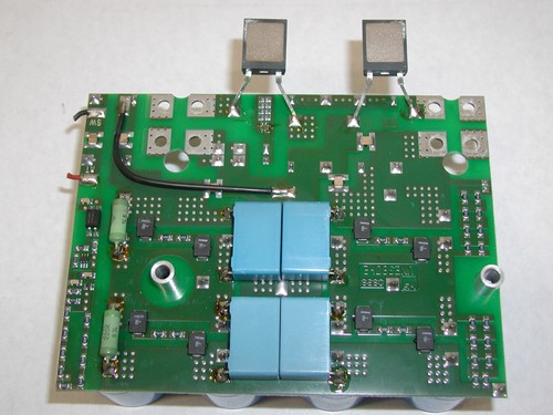 2 Stück Platine mit 16x Elko 220µF 385VDC u. 4x Fast Recovery Diode ...