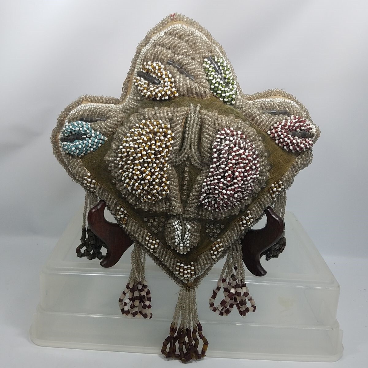 Large Early 10" Iroquois Mohawk Beaded Trilobe Heart Pincushion Glass ...