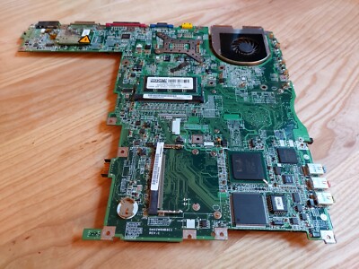 Quanta DA0ZW6MB8C1 REV:C Notebook Mainboard Sockel Intel 479 Maxdata ...