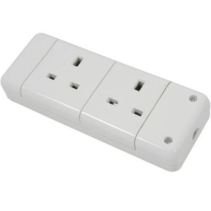 13A 2 Way Dual Gang Trailing UK Socket - Mains Power Extension ...