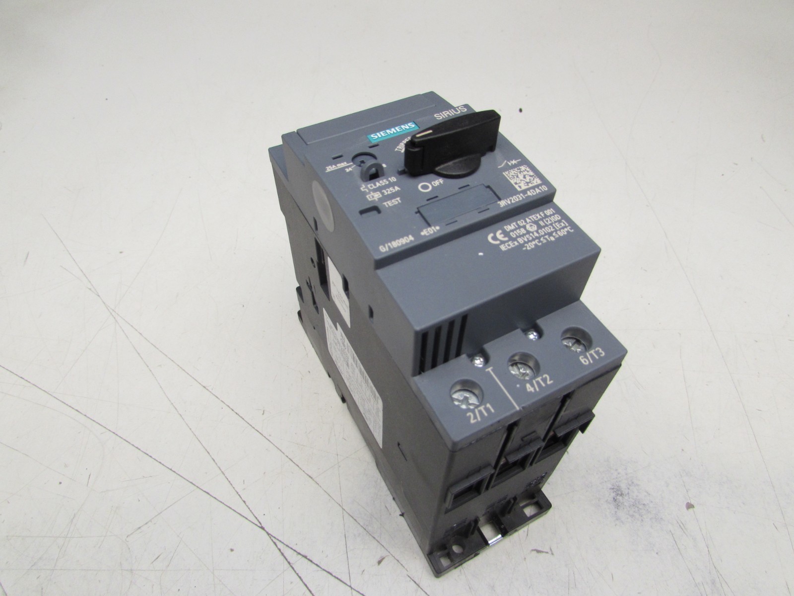 SIEMENS SIRIUS 3RV2031-4DA10 MOTOR CONTROLLER NICE USED TAKEOUT MAKE ...