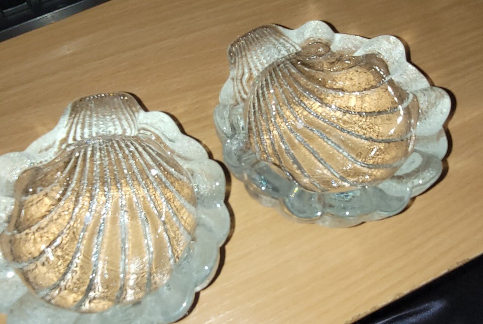 Set of 2 Vintage Clear Sea Shell Glass Condiment Dishes Excellent Shape ...