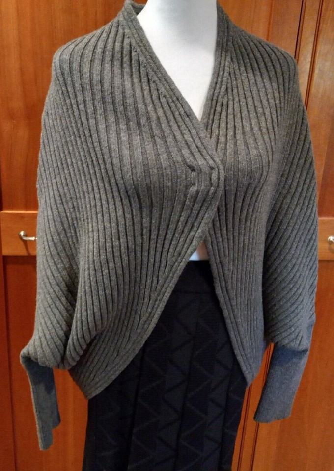 Lanvin River 2015 100% Cashmere Size XS Gray Ribbed Bat Sleeve Shrug w ...