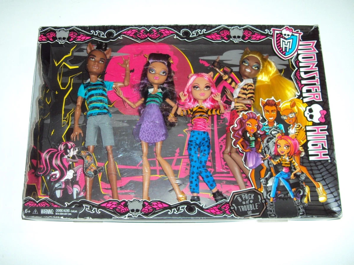 Pitcher Of Monster High Clawdeen Howleen And Clawd