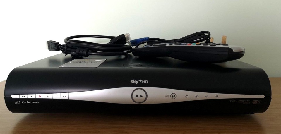 Sky Plus/+ HD Box 500GB Built in WIFI wi-fi DRX890W Remote & Power ...