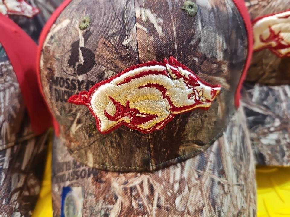 7 NEW Arkansas Razorbacks Captivating Headwear Baseball Cap Camo ...