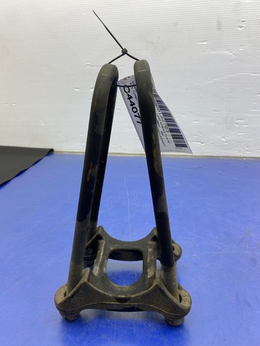 2020 FORD F250 SD TURBO DIESEL REAR RIGHT LEAFT SPRING PLATE W/ U-BOLTS ...