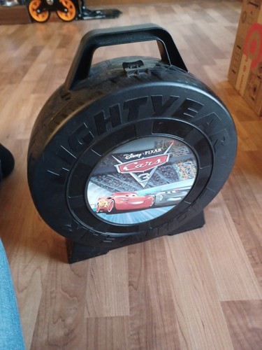 Disney Pixar "Cars 3" Lightning McQueen Lightyear Car Toy Carrying Case ...