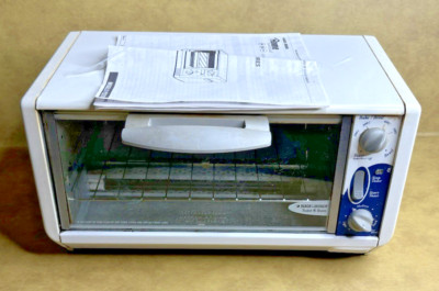 Black & Decker SpaceMaker Under Counter Toaster Oven Broiler Working ...