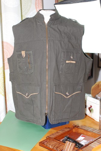 Mens Sports Vest - XL - J.L. Powell Brand - Dark Brown Color | eBay