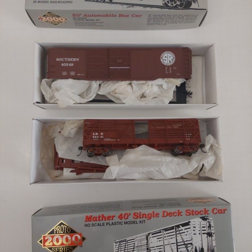 Proto 2000 HO Scale Southern Railroad Boxcar & L & N Mather Stock Car ...