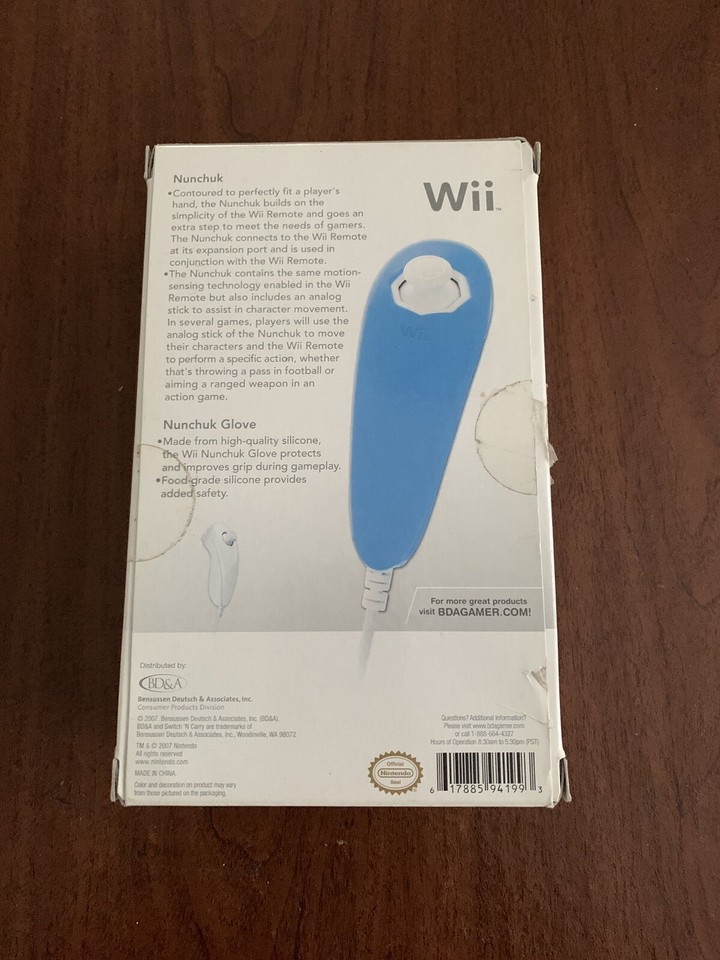 Official Nintendo OEM Wii With Nunchuck And Glove Original Packaging ...
