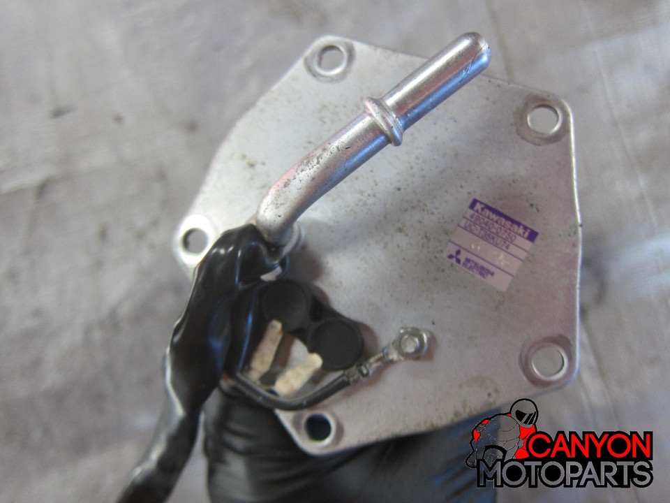 16 17 18 19 20 Kawasaki ZX10R ZX10 Fuel Gas Petrol Pump OEM | eBay
