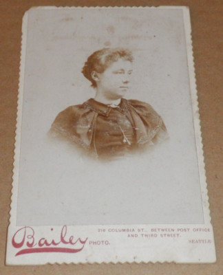 1890s SEATTLE WOMAN CABINET CARD BAILEY PHOTO PHOTOGRAPH WASHINGTON WA ...