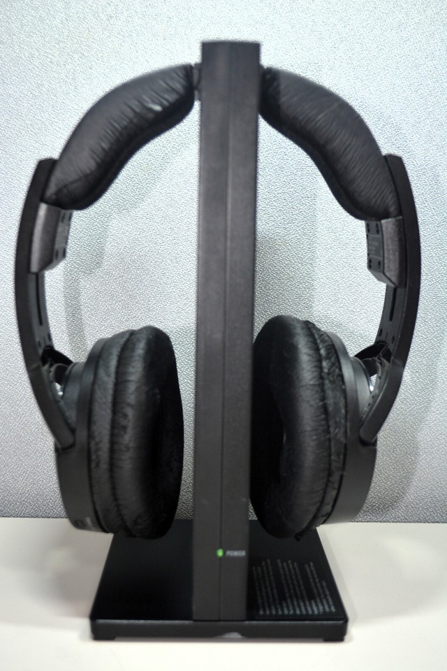 SONY Wireless Headphones MDR-RF985R Black And Transmitter Base TMR ...