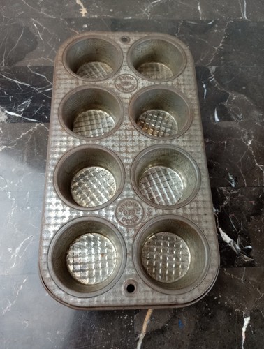 Vintage EKCO 080 Chicago 8 Count Mini Muffin Baking Pan | eBay