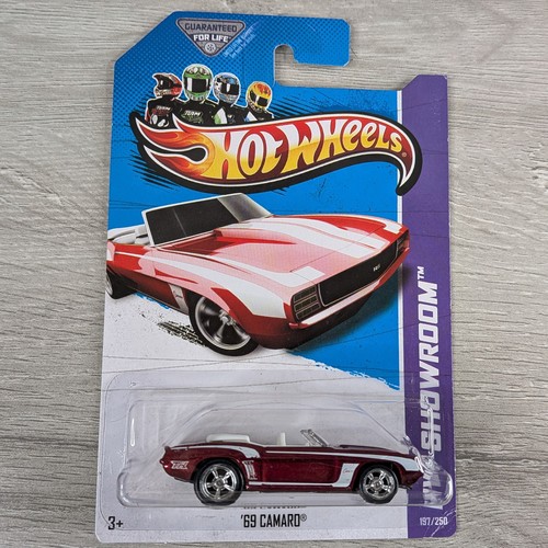 Hot Wheels 2013 Super Treasure Hunt - '69 Camaro - New, Creased Lower ...