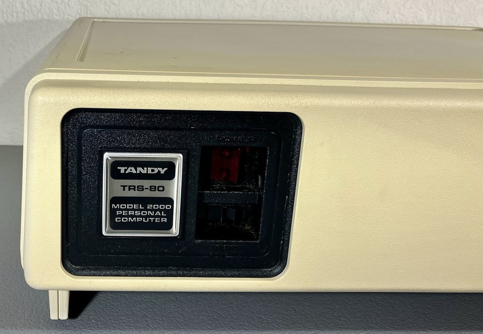 Radio Shack Tandy TRS-80 2000 Personal Computer - 26-5103 | eBay