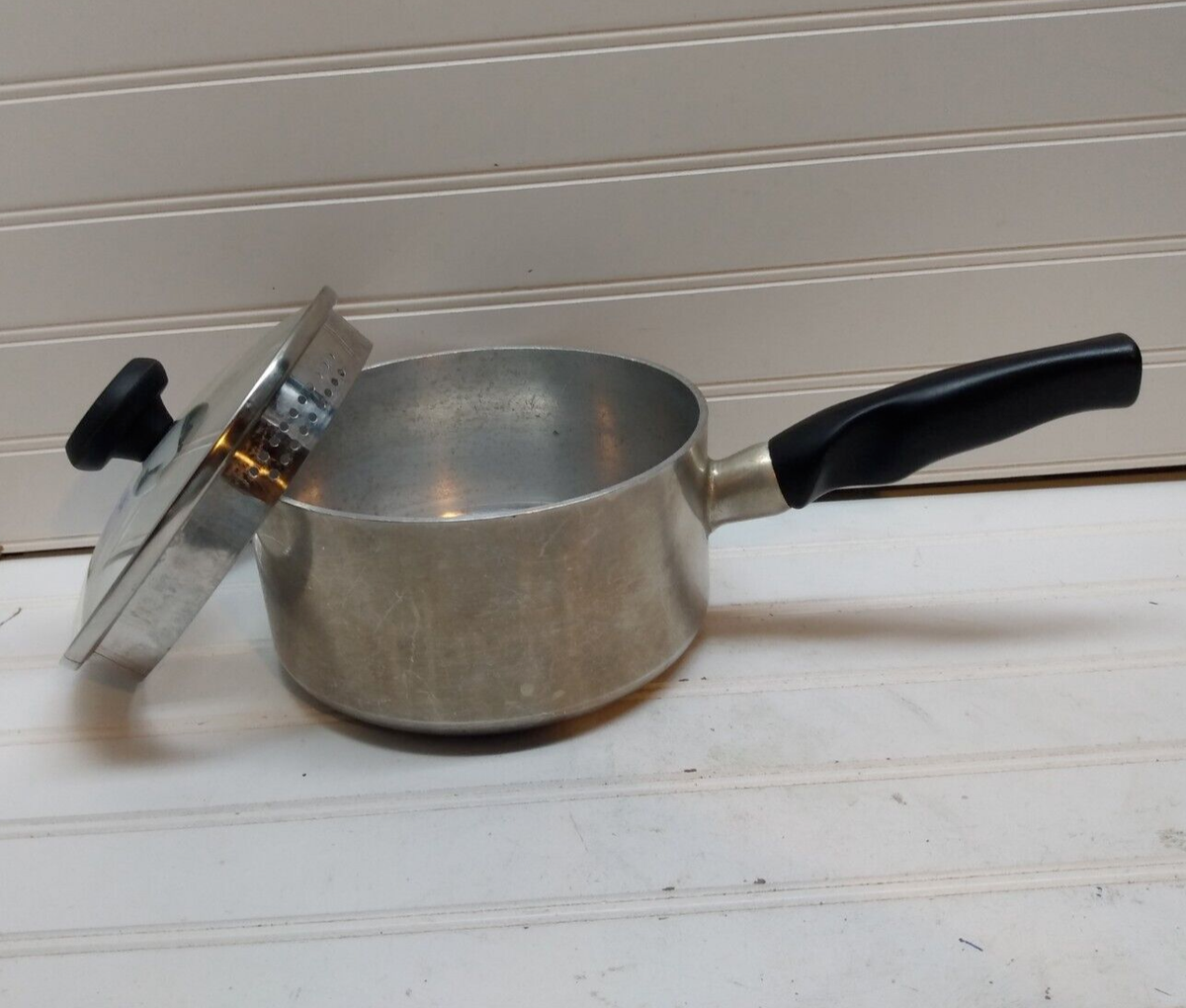 Wearever Cookware 12" Wear Ever Aluminum Fry Pan With SteelCoat X3