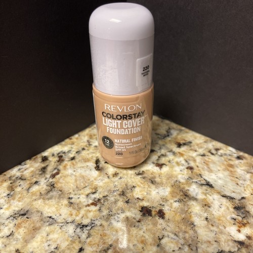 Revlon ColorStay Light Cover Liquid Foundation, 220 Natural Beige, 1oz ...