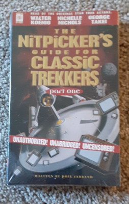 THE NITPICKER'S GUIDE FOR CLASSIC TREKKERS, PART ONE | eBay