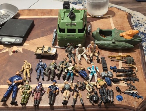 16 Vintage GI Joe Action Figure Guns And Back Packs Hat And Mask ...