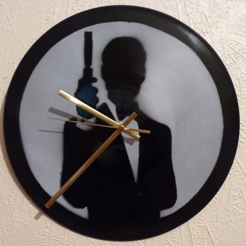Wall clock..JAMES BOND 007 clocks. LICENCE TO Kill... SPECTRE.. Film's ...