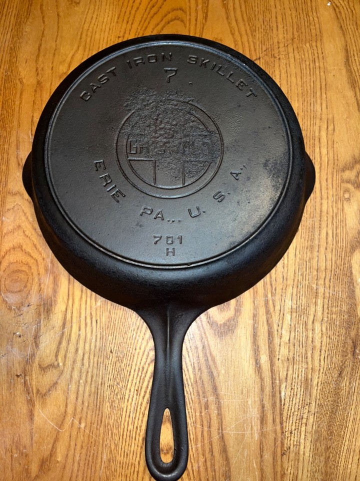Griswold No. 7 Cast Iron Skillet 701 H Large Block Logo with/Heat Ring ...
