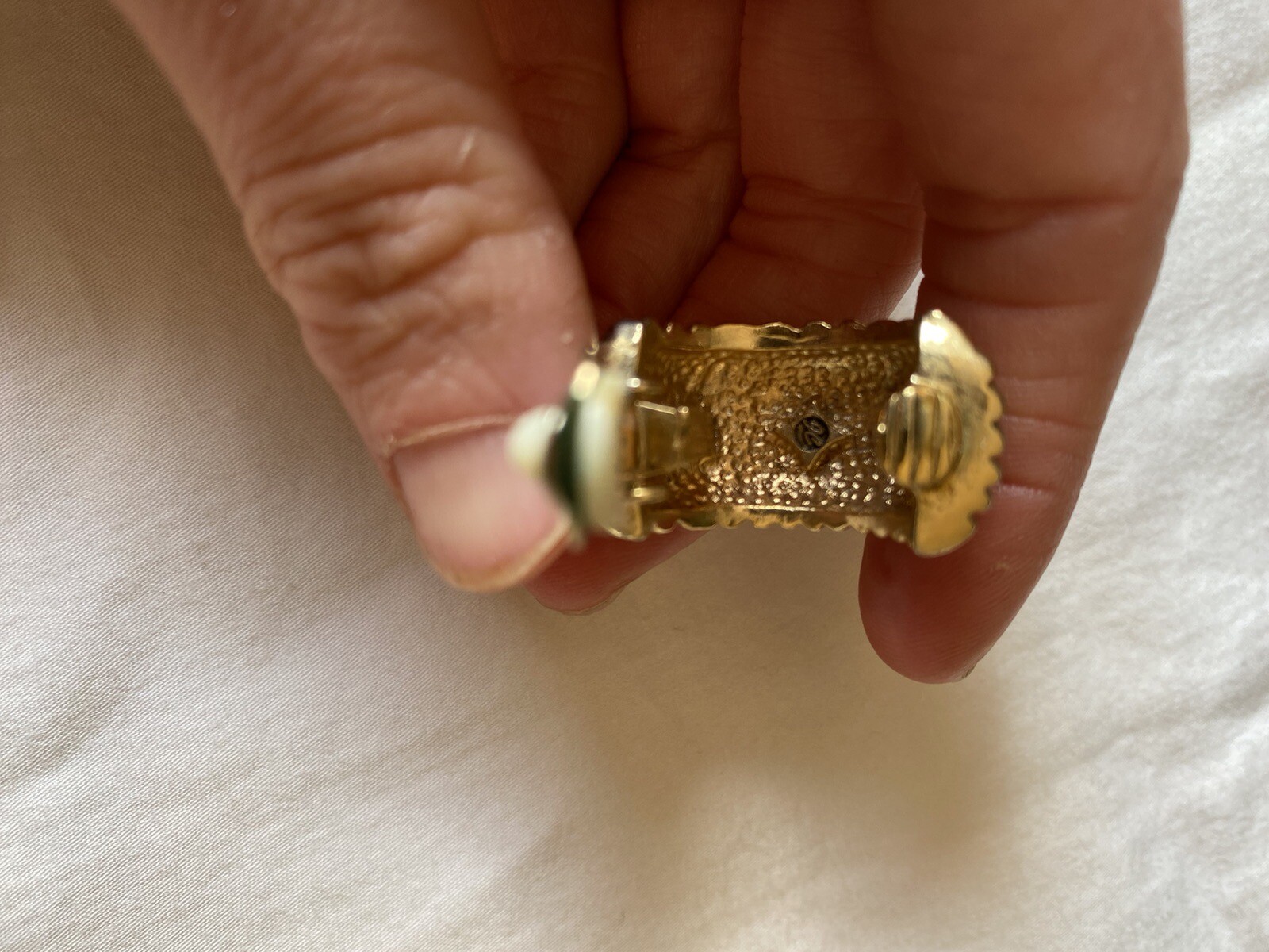 Vintage Gold Tone Clip On Costume Jewelry Earrings Signed JC Joseph ...