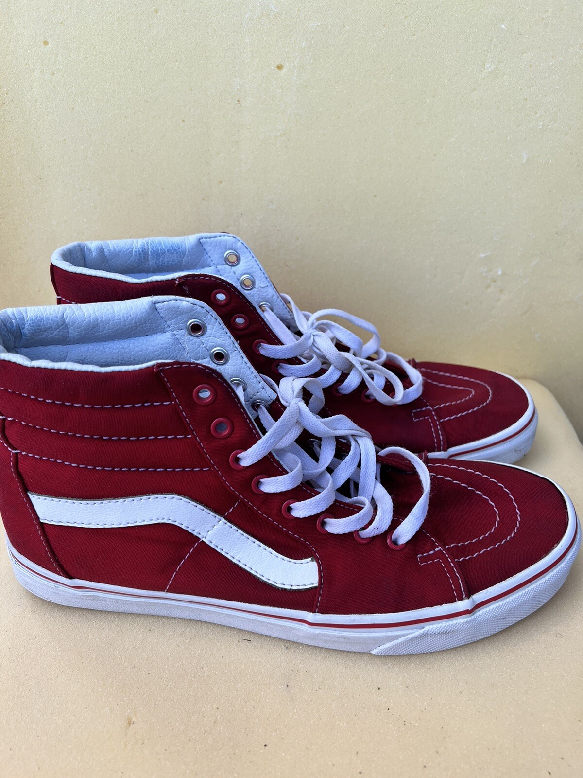 Vans Off The Wall Red Hi Tops Men's Size 11 Women 11 Skateboard Shoes ...