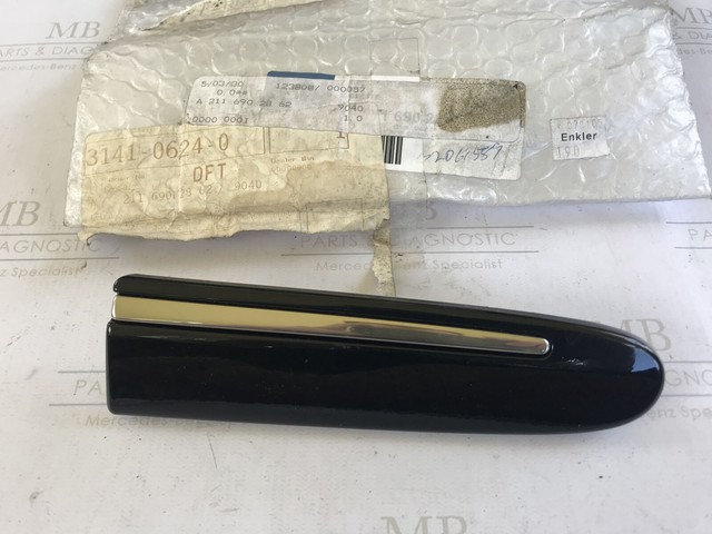 MERCEDES E-CLASS E320 W211 ELEGANCE WING MOULDING RIGHT FRONT A ...