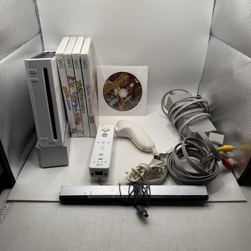 Nintendo Wii RVL-001 512 MB Home Console Bundle W Remote & Games | eBay