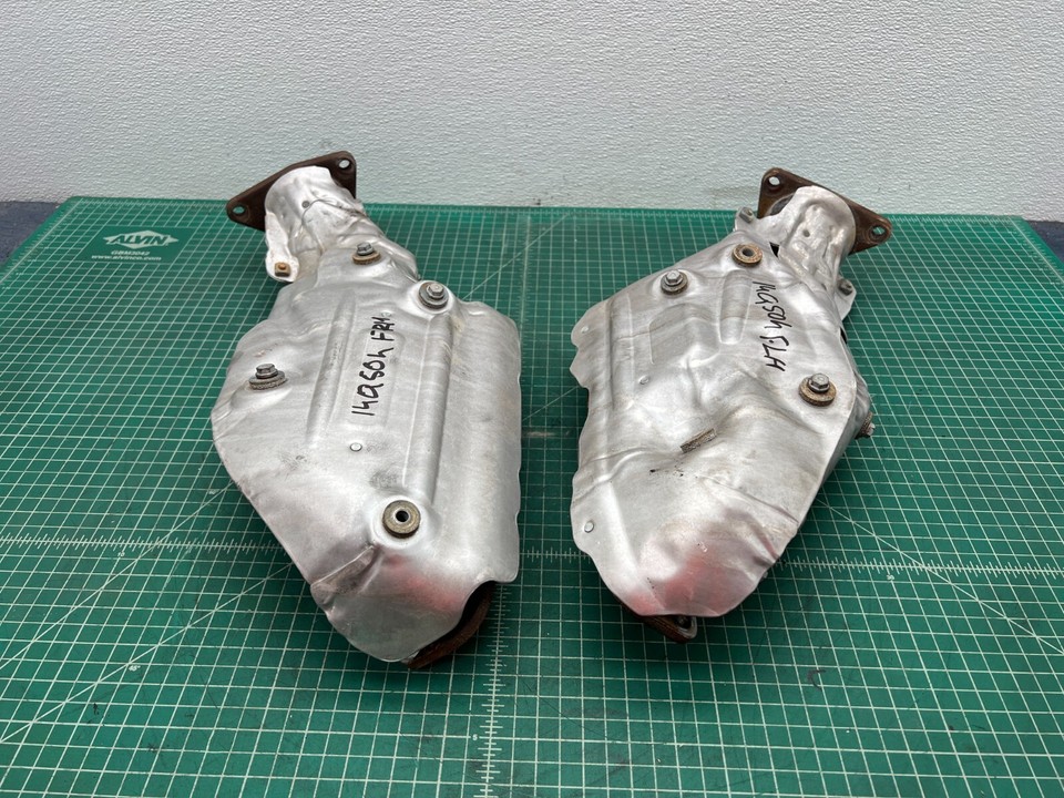 14-18 INFINITI Q50 HYBRID EXHAUST MANIFOLD W/ HEAT SHIELD COVER PAIR ...