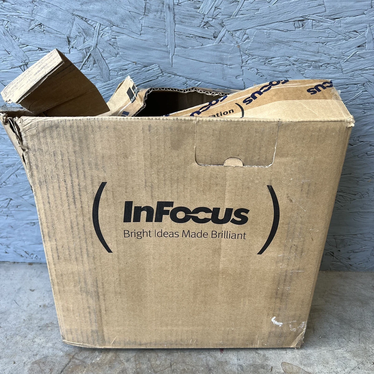 InFocus IN112 Portable DLP Projector, 3D ready mylsc.in