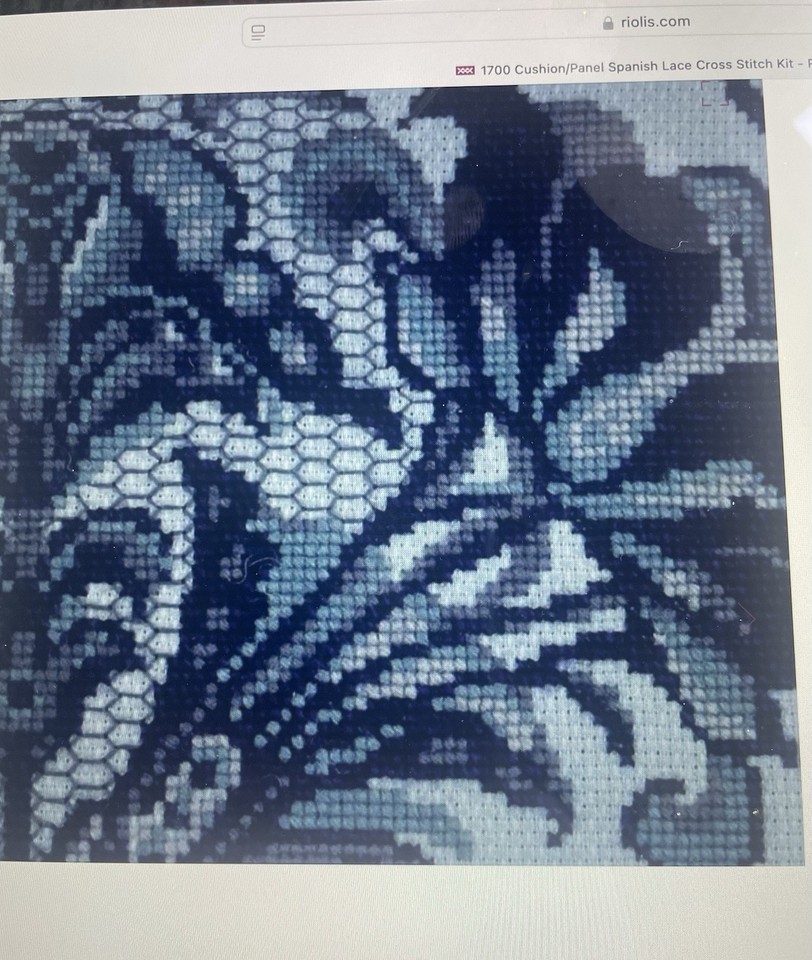 RIOLIS - Counted Cross Stitch Kit - #1700- Cushion/Panel Spanish Lace ...