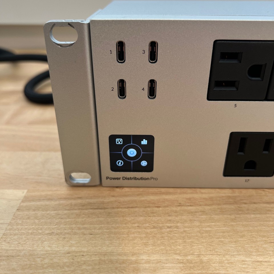 Ubiquiti UniFi Power Distribution Professional (USP-PDU-Pro ...