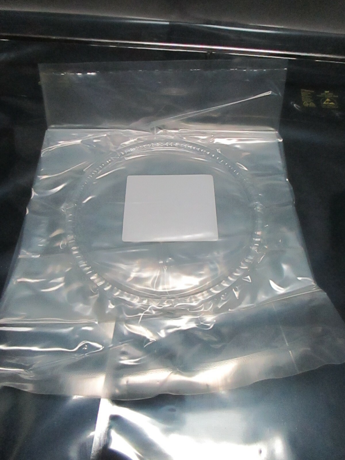 LAM RESEARCH 716-331088-001 EDGE RING, 8", ES, NCH, TOP, QUARTZ, 104005 ...