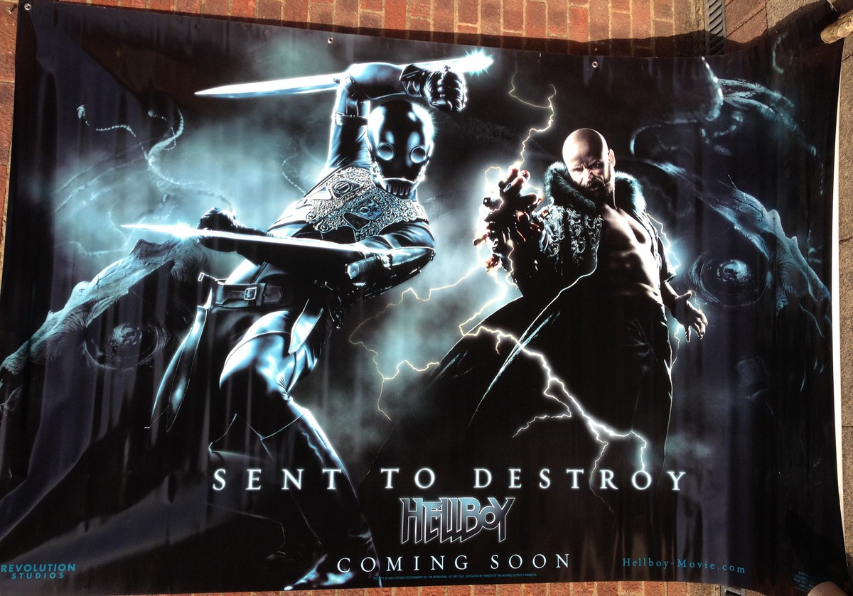 Afiche De La Película Hellboy 2004 Hellboy (2004) Movie Poster